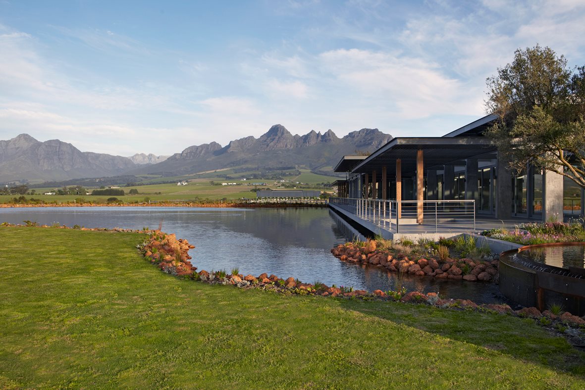 Cavalli Restaurant - Luxury Lifestyle Awards