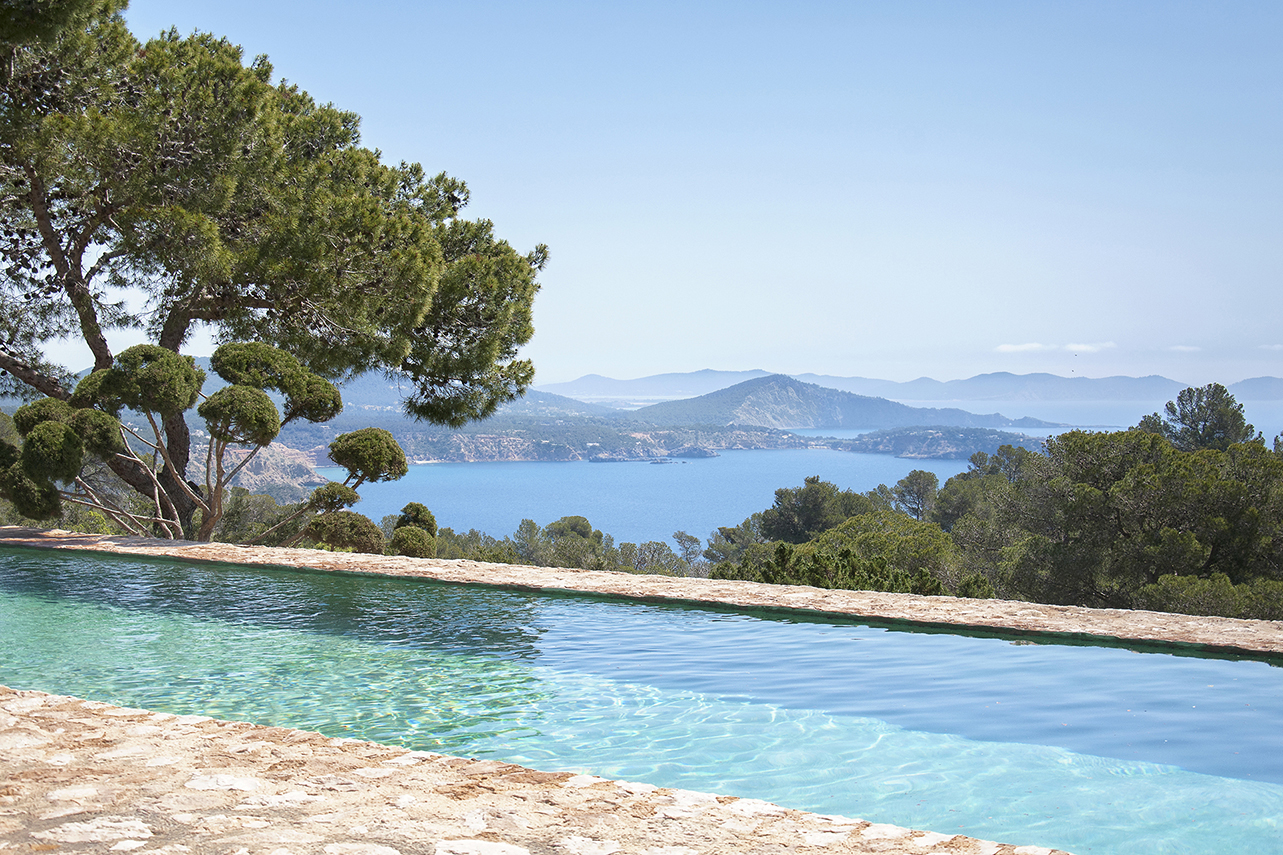 Villa Club - Luxury Lifestyle Awards