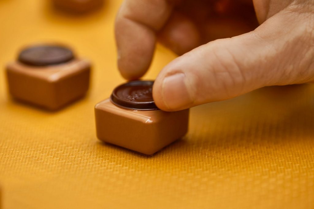 Läderach - chocolatier suisse: Creating Chocolate Masterpieces for ...