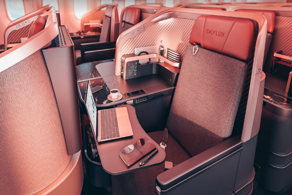 SkyLux Travel - Luxury Lifestyle Awards