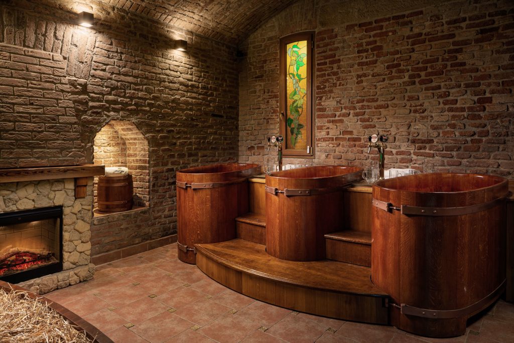 Combining the Endless Benefits of Beer and Spa – Original Beer Spa ...