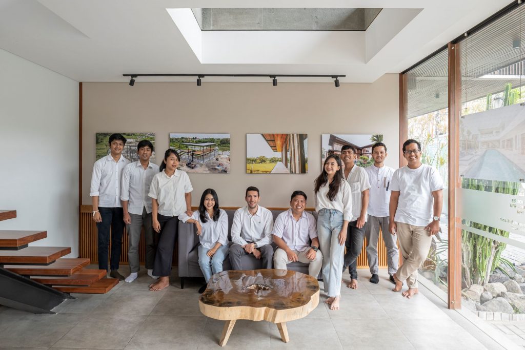 Ilot property bali & Golden Tree Capital - Luxury Lifestyle Awards