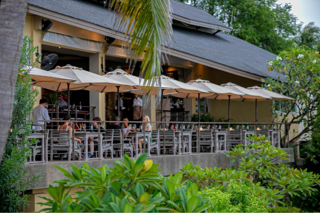The Cliff Bar & Grill - Luxury Lifestyle Awards