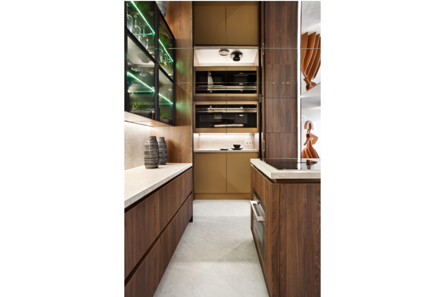 ALVIC’s Showroom by Studio Ruiz Velazquez - Luxury Lifestyle Awards