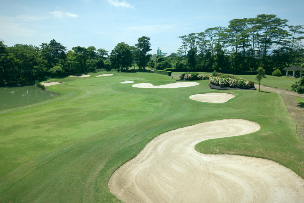 Emeralda Golf Club - Luxury Lifestyle Awards