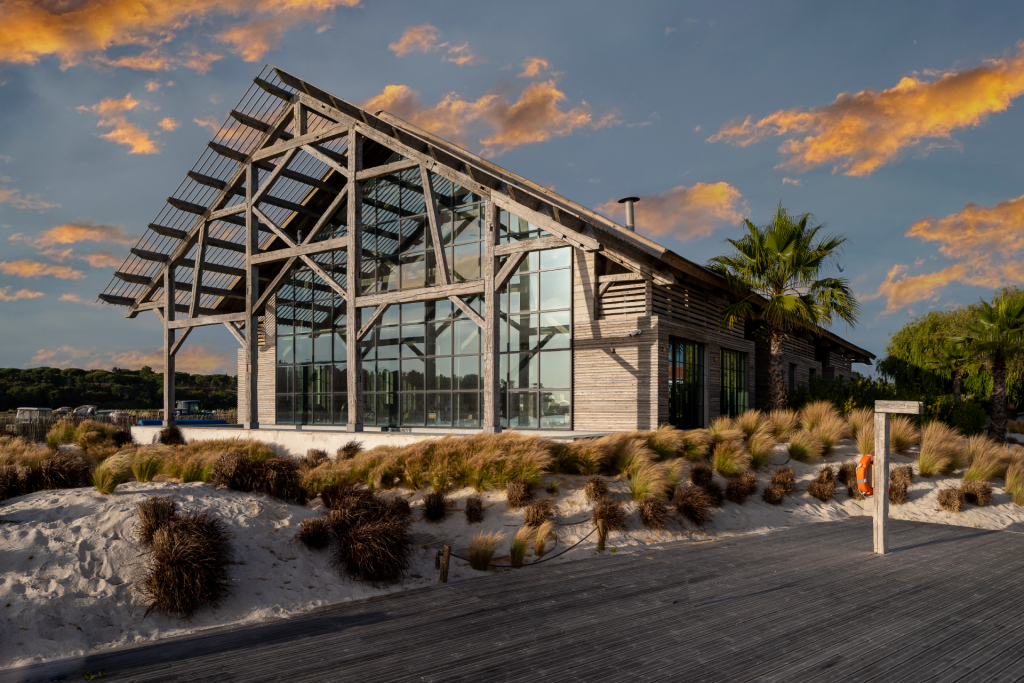 MCM Architecture & Design: Elevating Luxury Hotel Architecture