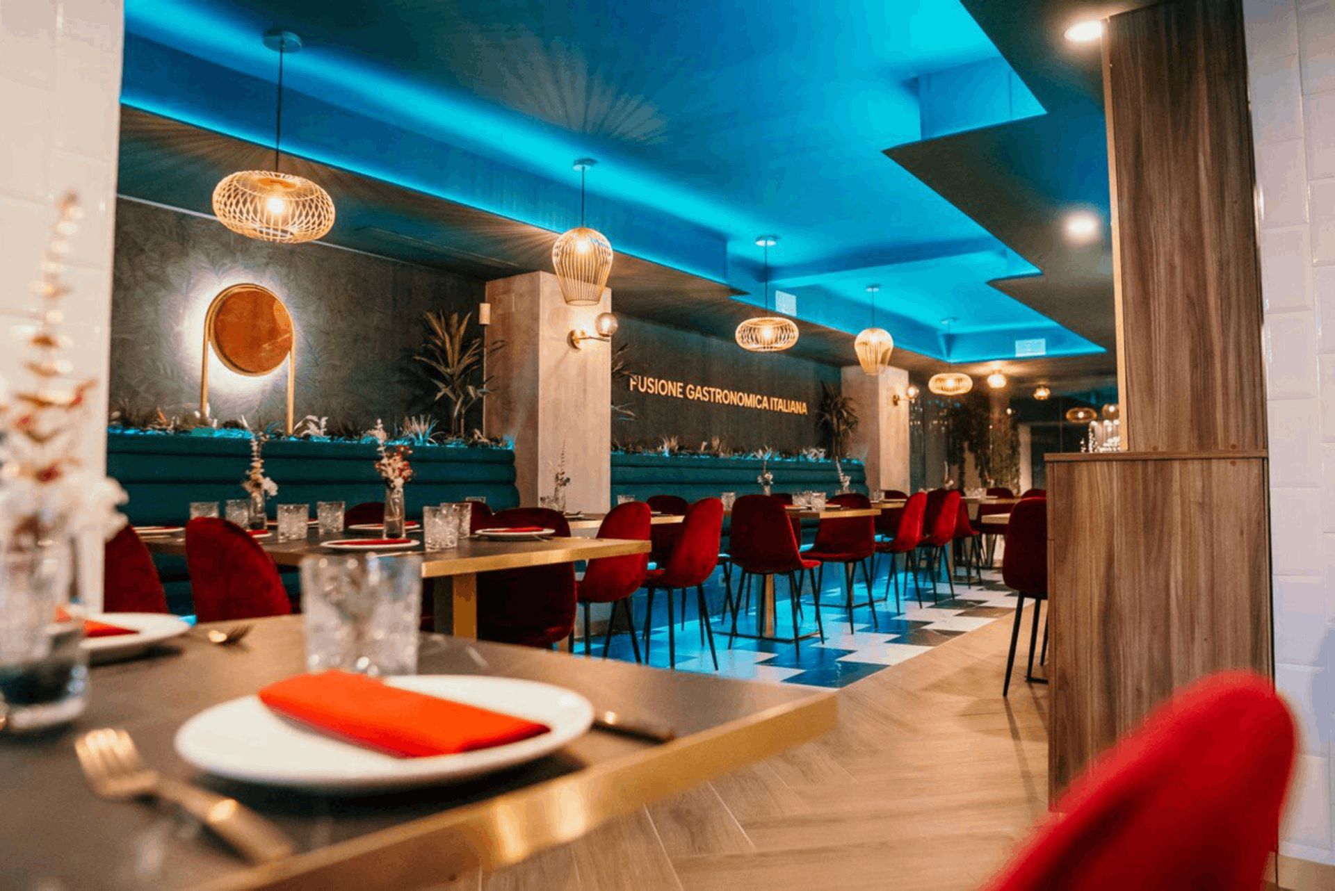 CHÉ RAGAZZI Restaurant | Discover the Culinary Delights