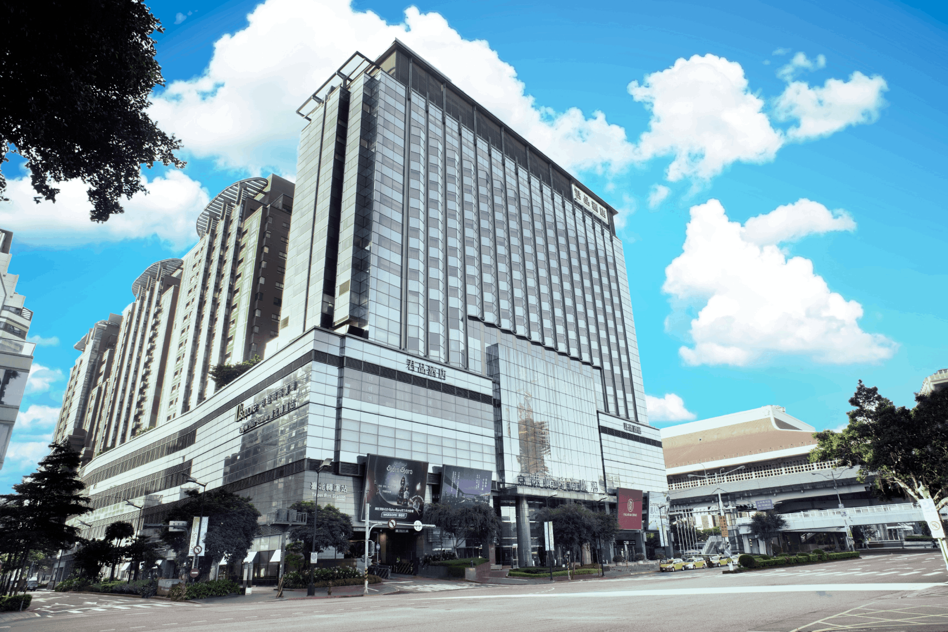 Luxury Urban Hotel in Taipei - Palais de Chine Hotel