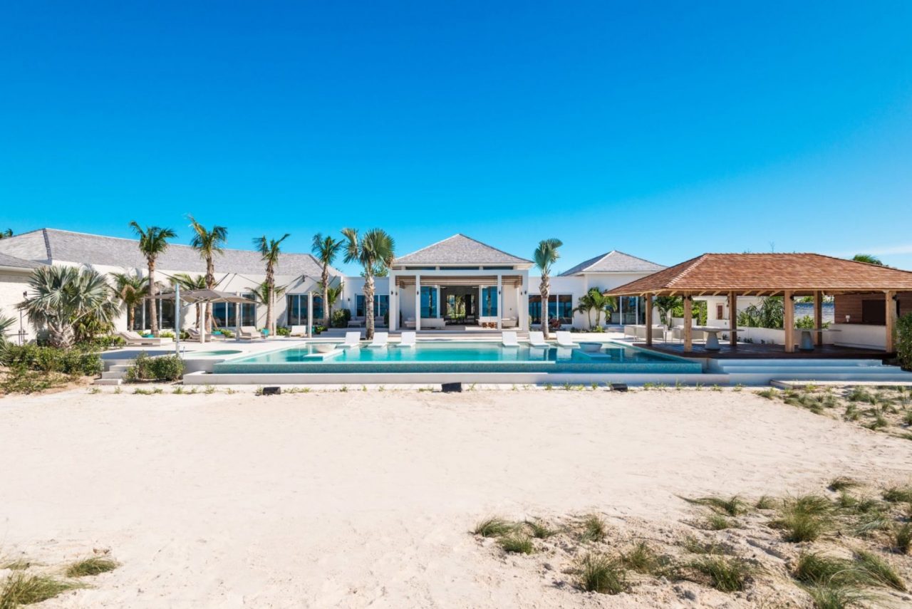 Isle Blue: Luxury Villa Rentals & Concierge Services