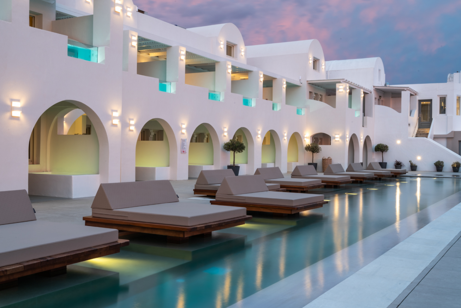 Apeiron Blue Santorini: Boutique Hotel in Santorini, Greece