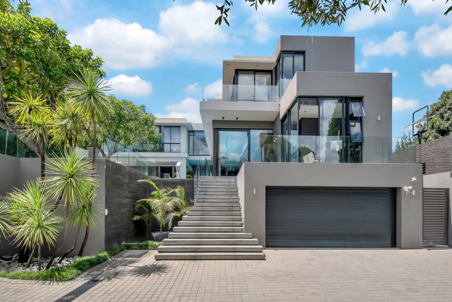 Byron Thomas Properties | Boutique Luxury Real Estate Agency